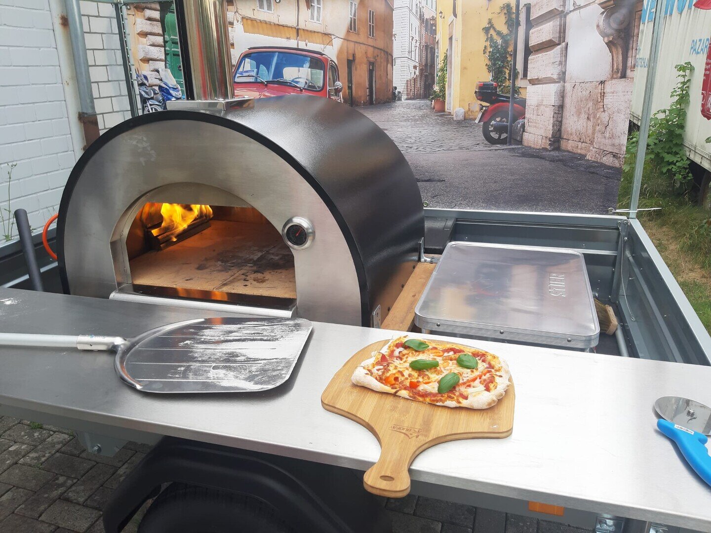 Mobilen Pizzaofen mieten - Mobiler-Pizzaofen.com
